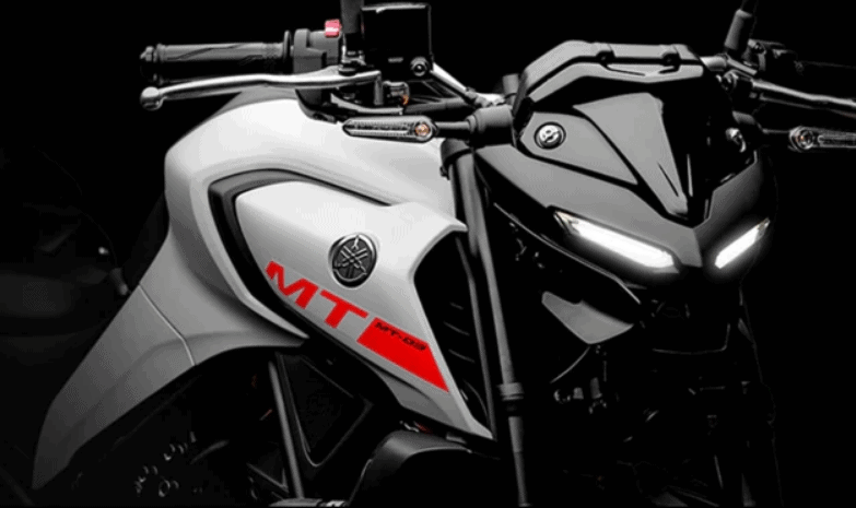 Yamaha MT-03 - É o única da categoria com luz indicativa Shift Light